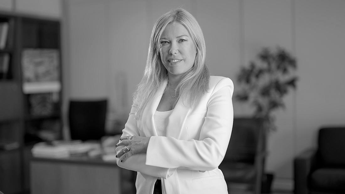 Theoni Alambasis to servicers: "Private debt is in your hands" - NPL ...